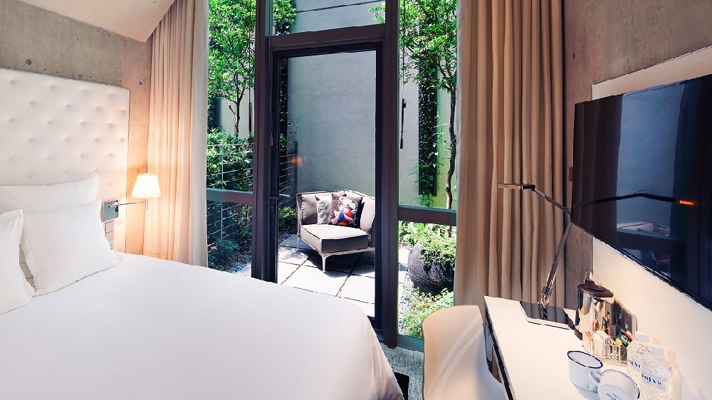 Boutique Hotel Room & Loft | M Social Singapore
