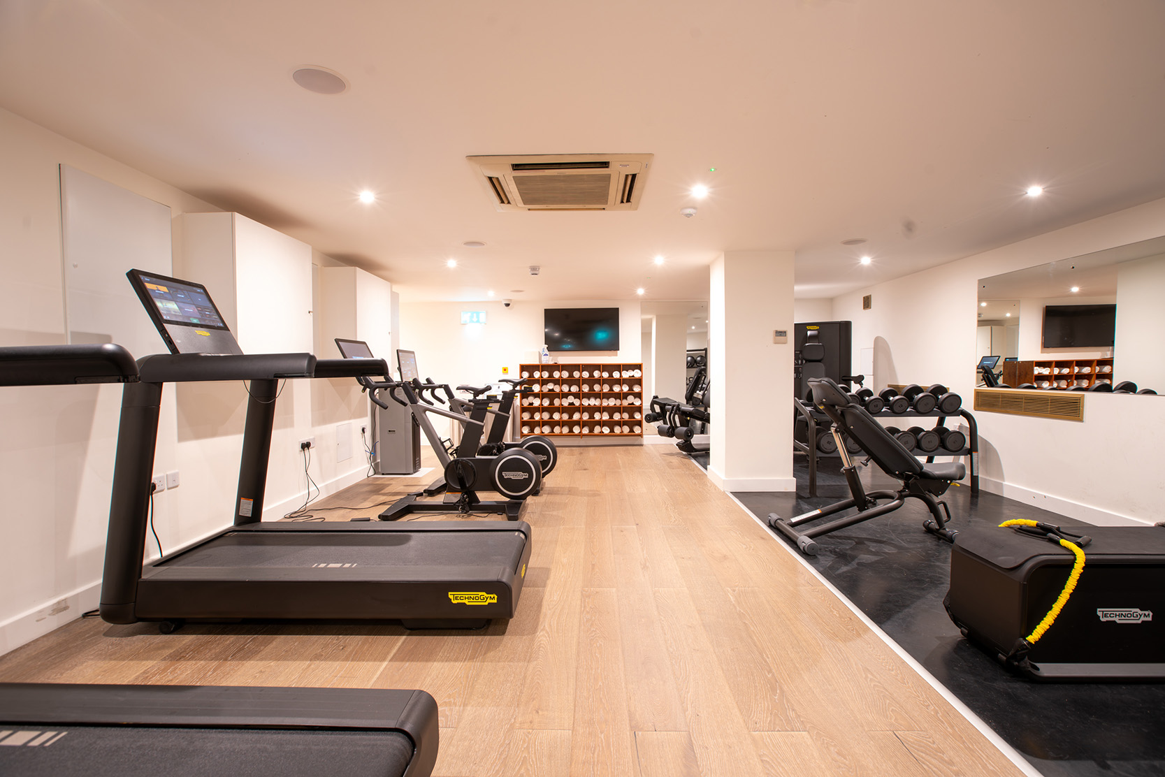 View photos of Millennium Gloucester Hotel London Kensington